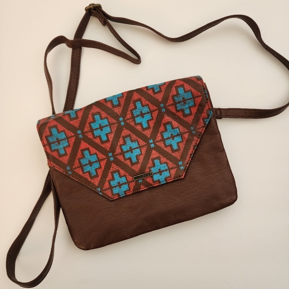 Roxy | Bags | Crossbody Bag | Poshmark